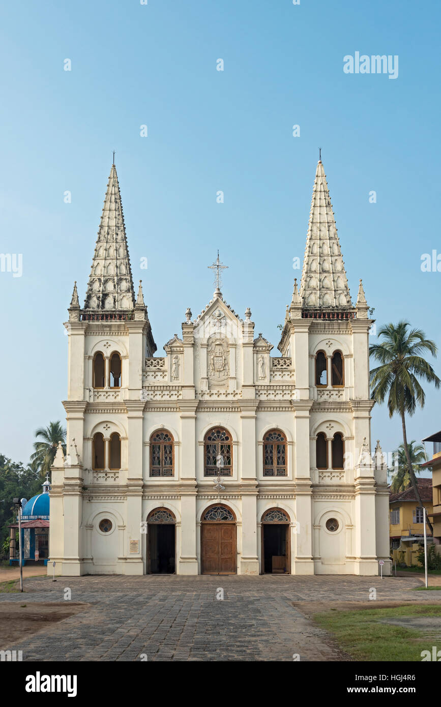 Santa Cruz Cathedral Basilica, Fort Kochi, Cochin, Kerala, India Stock ...