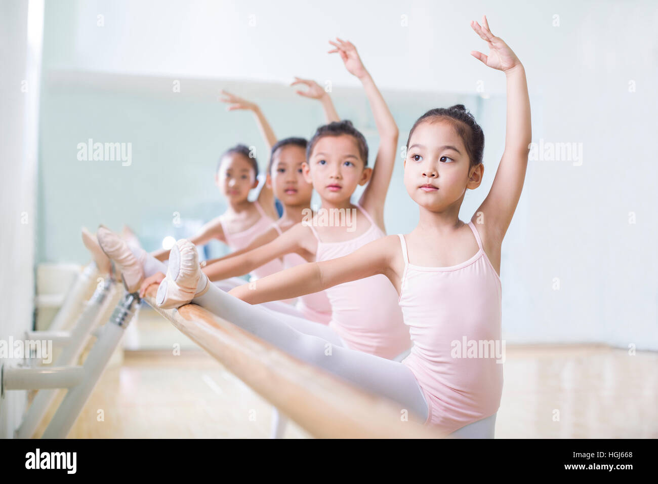 Little girls practicing ballet Stock Photo - Alamy