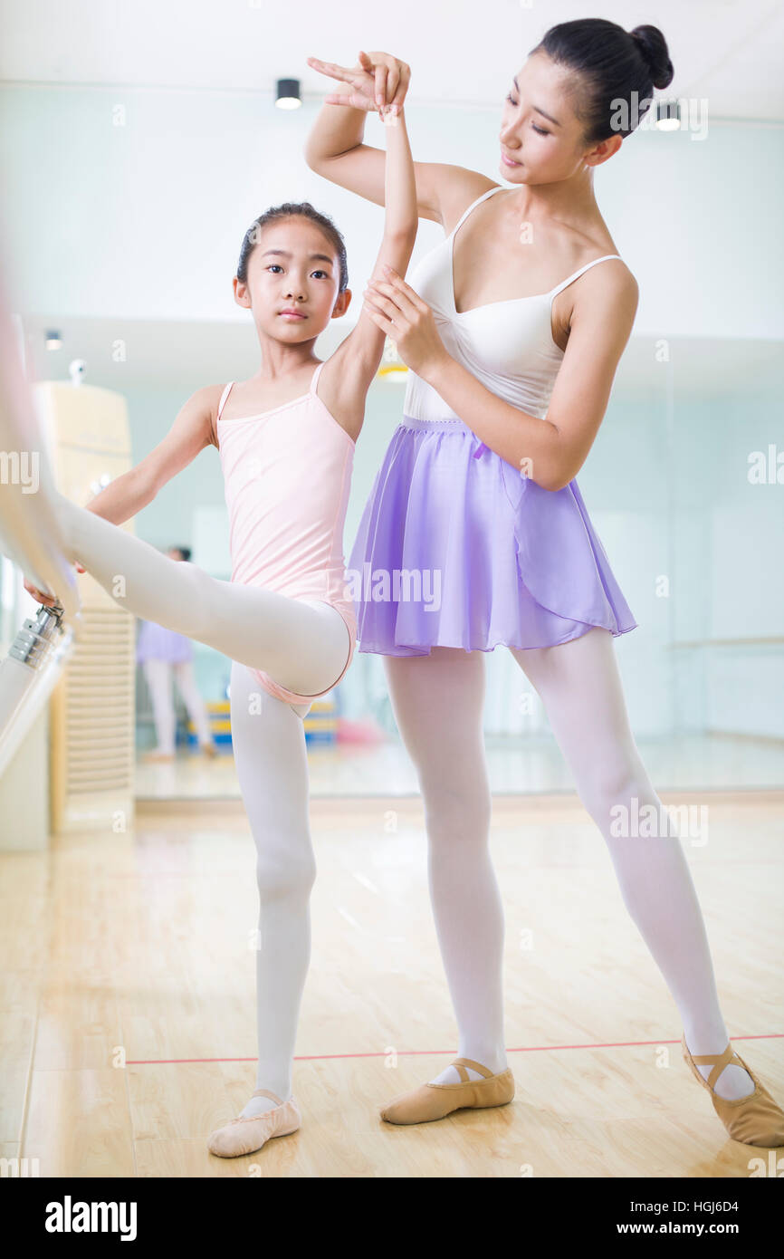 Ballet dancer legs close up hair hi-res stock photography and images ...