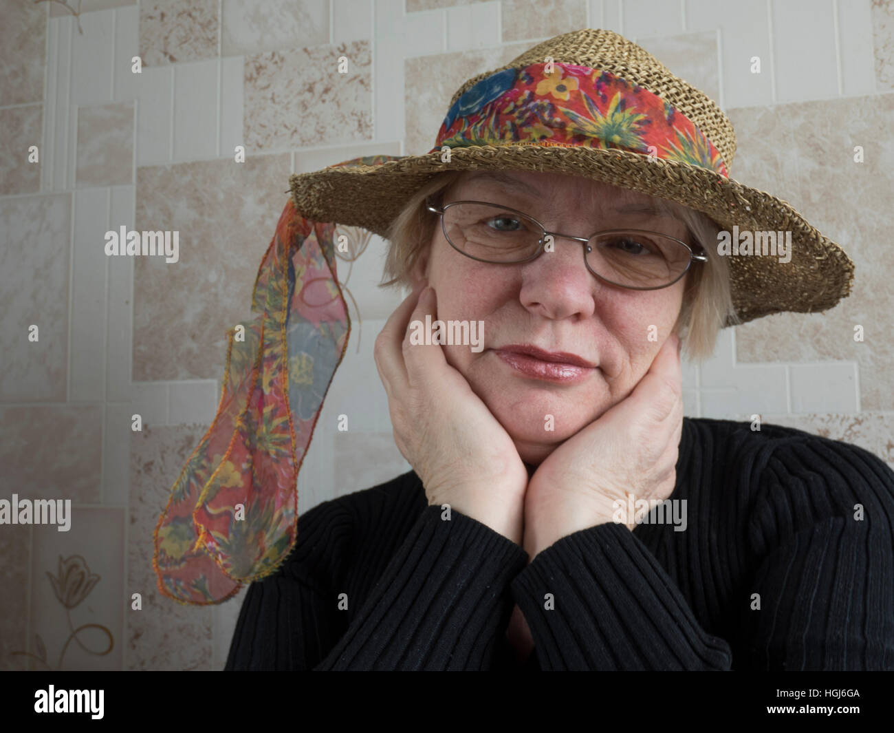 Caucasian woman hi-res stock photography and images - Alamy