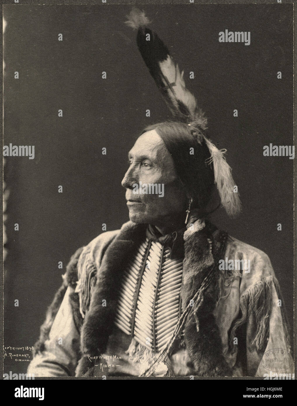 Chief man hi-res stock photography and images - Alamy