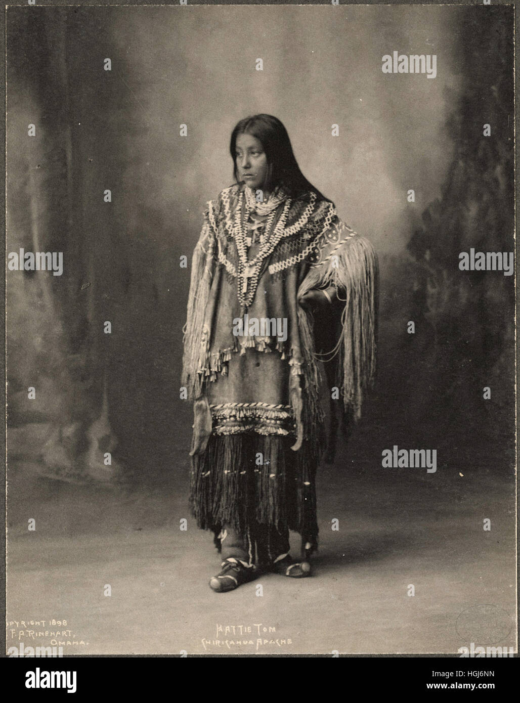 Hattie Tom, Chiricahua Apache - 1898 Indian Congress - Photo : Frank A ...