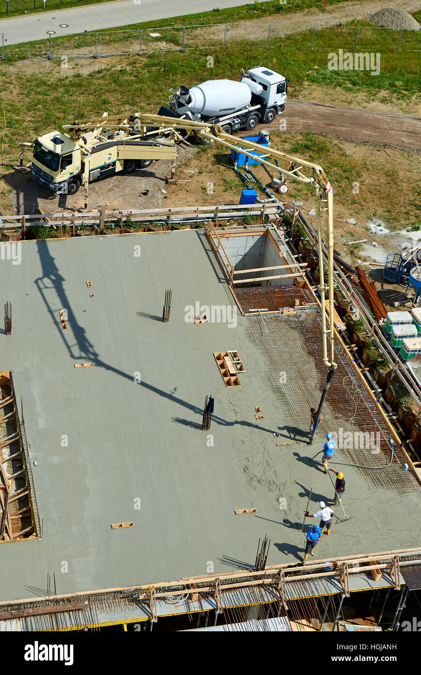 construction site pouring concrete Stock Photo - Alamy