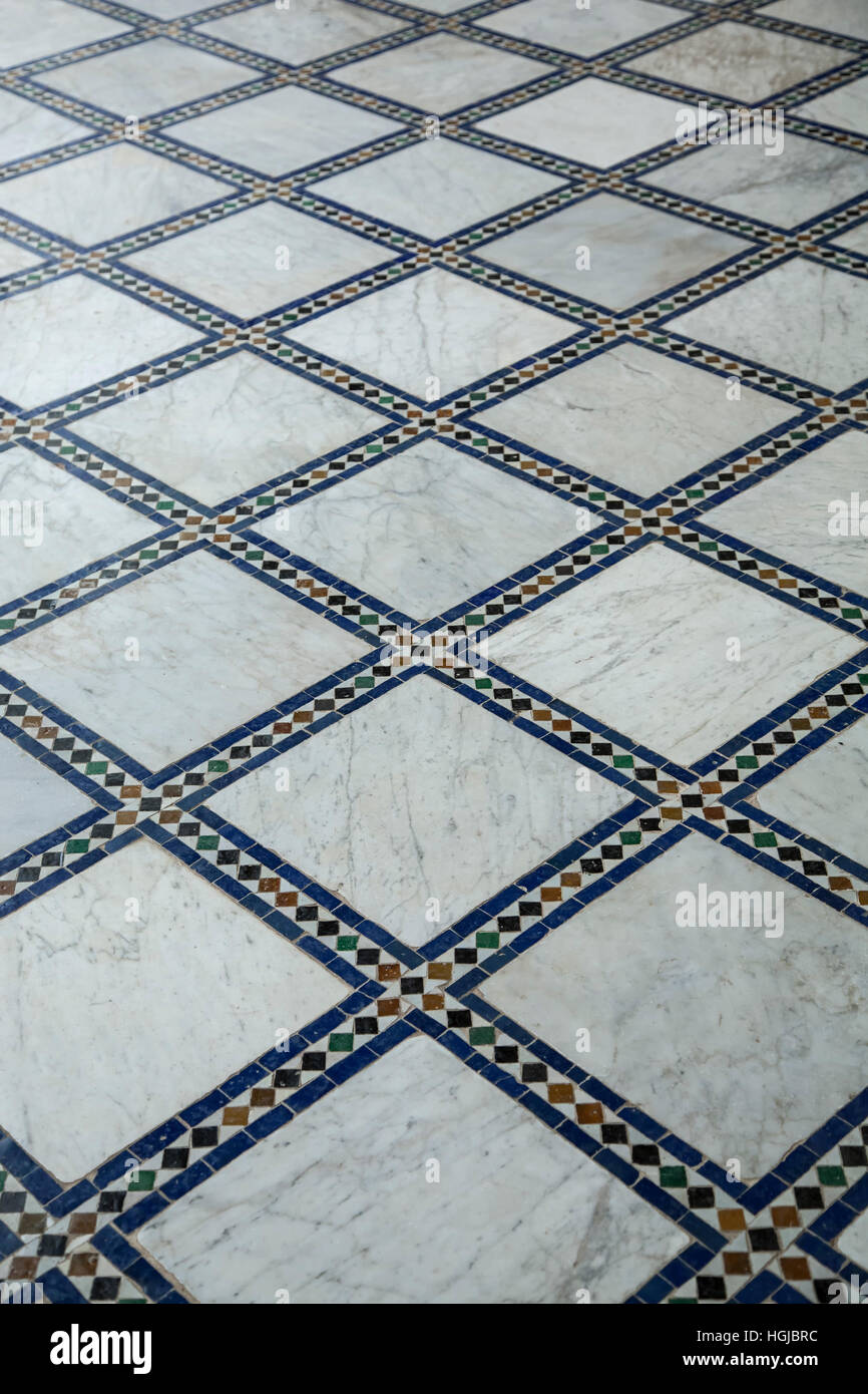 Arabic pattern floor hi-res stock photography and images - Alamy
