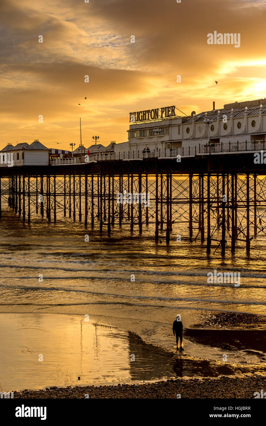 Sunset on Brighton seafront this afternoon Stock Photo - Alamy