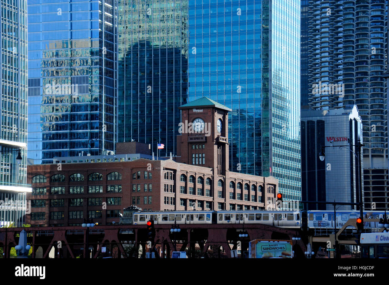Historic Murdoch Building and modern buildings in downtown Chicago ...