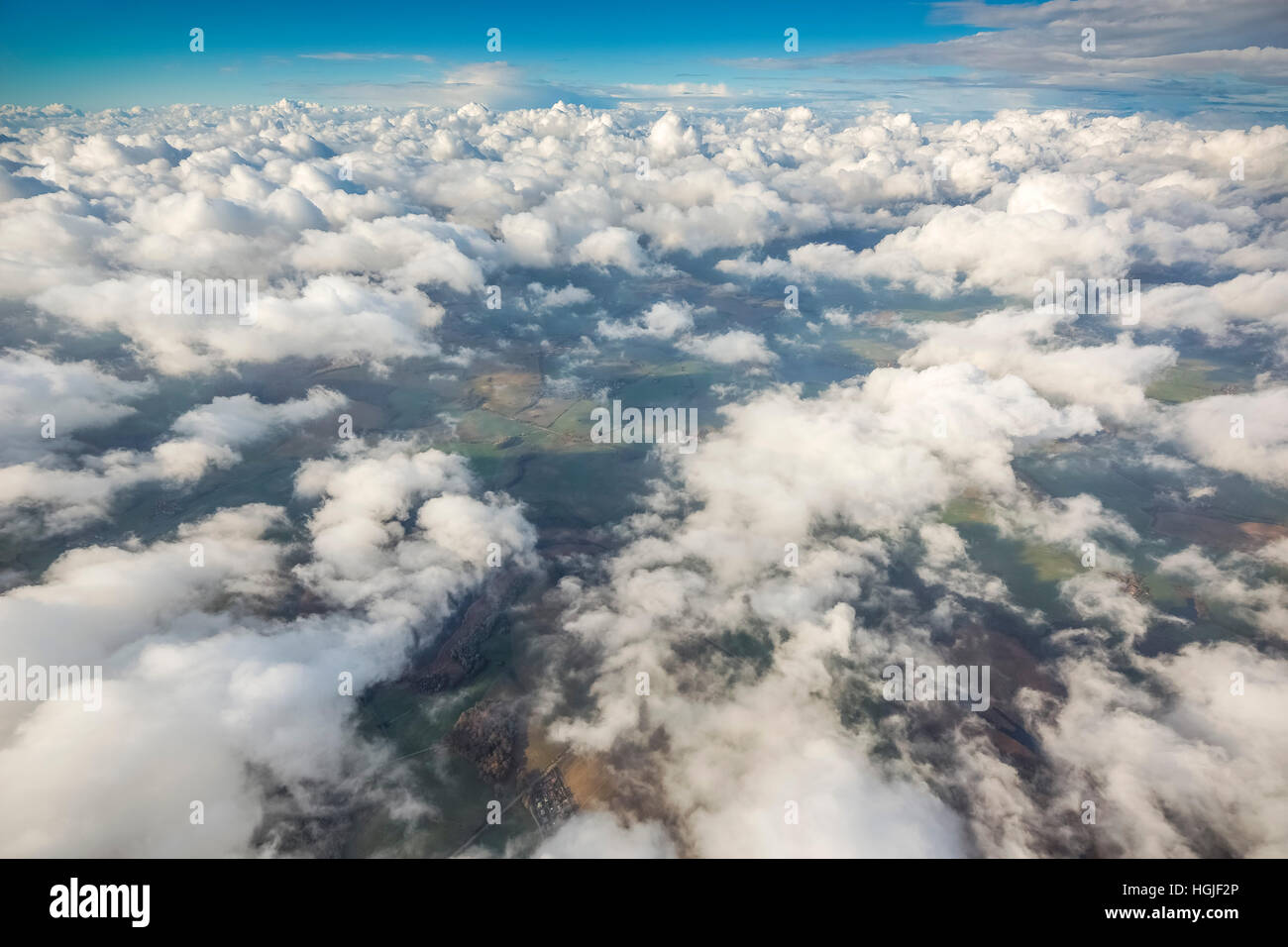 Aerial view, clouds, fly on top, clouds Mountains, Cumulus Altus ...