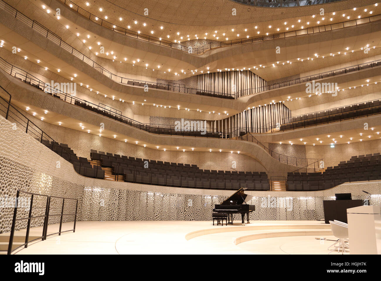 Grand concert hall hi-res stock photography and images - Alamy