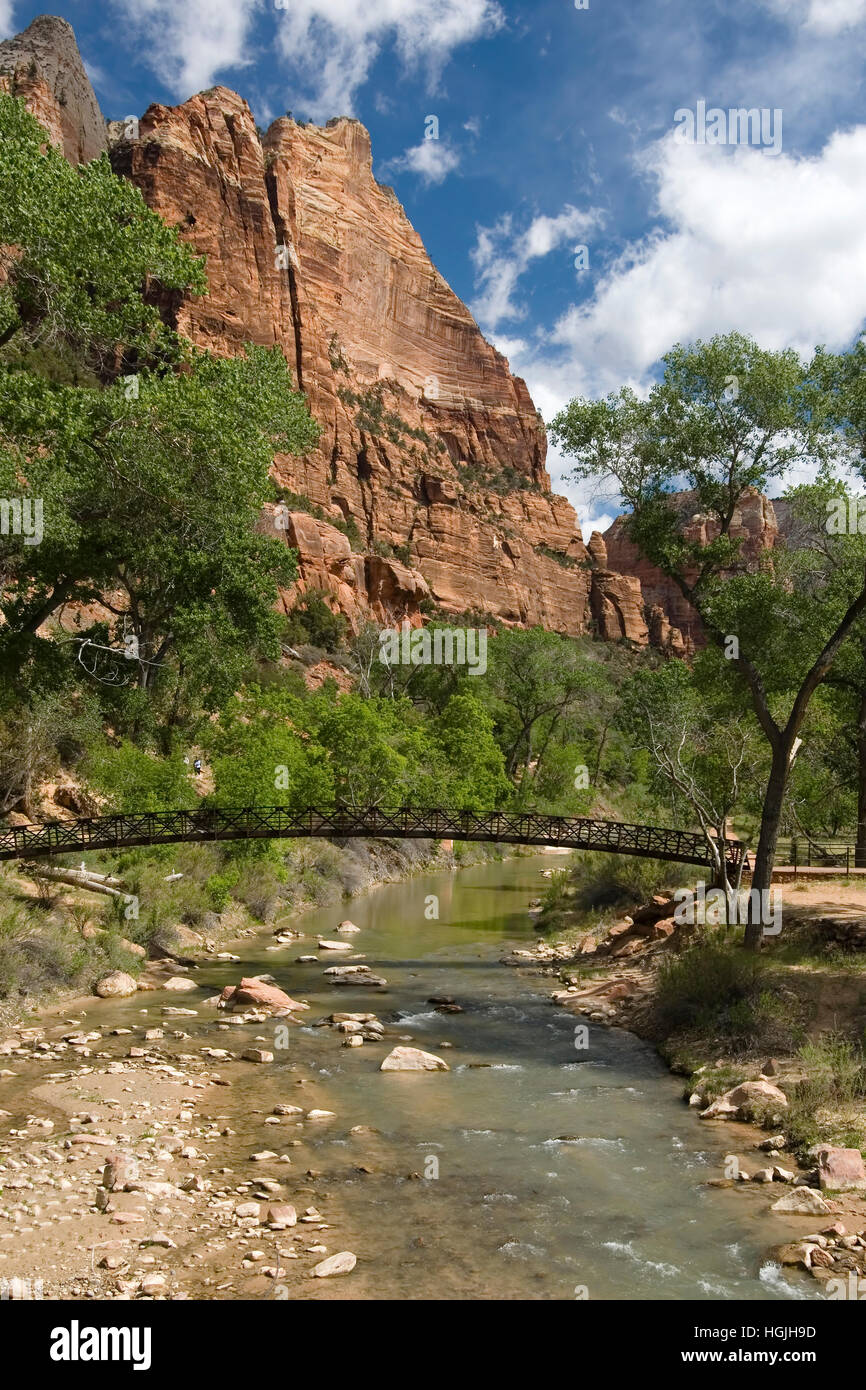 Bridge over North Fork Virgin River to Angels Landing Trail, Zion ...