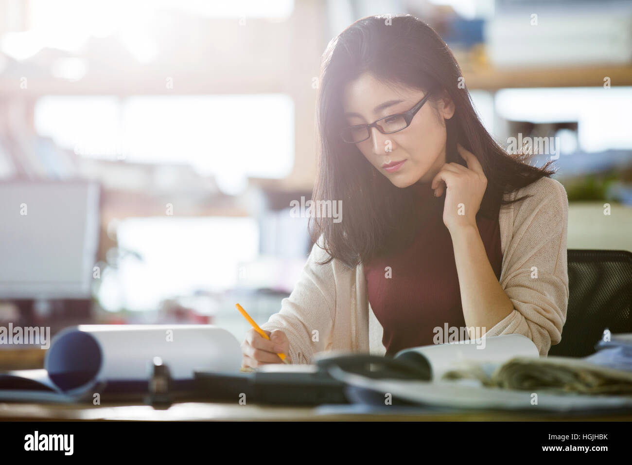 Architect woman asian pencil hi-res stock photography and images - Alamy