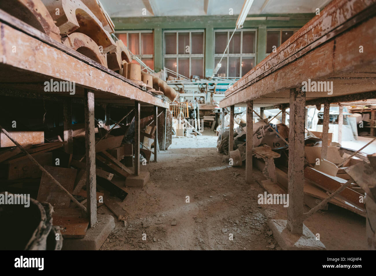 Dust factory hi-res stock photography and images - Alamy