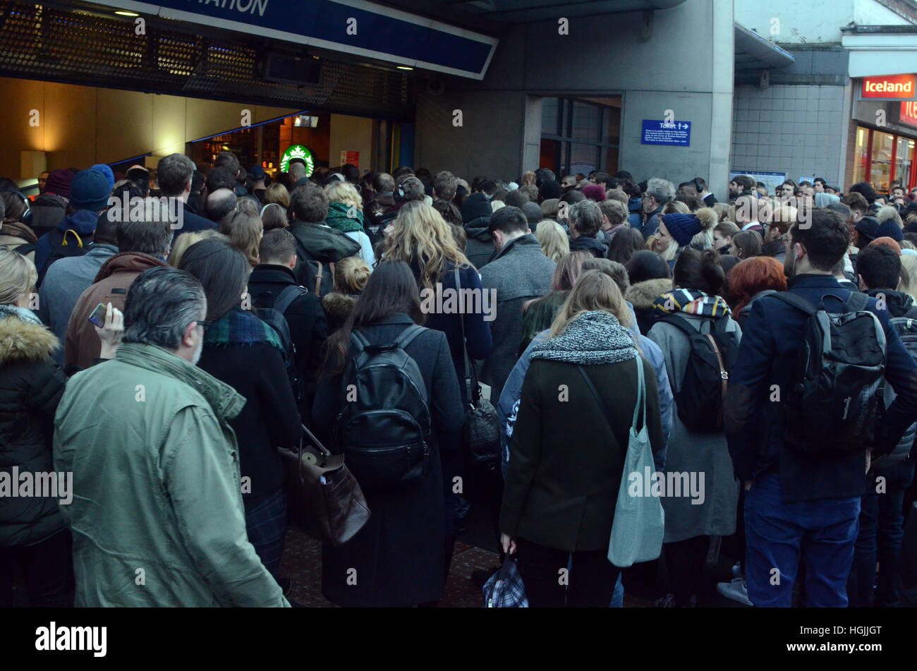 Brixton, London, UK, 10 January 2017 Overcrowding outside Brixton ...
