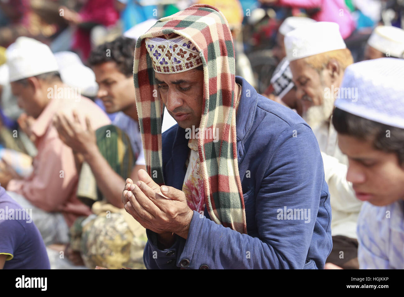Tongi, near Dhaka, Bangladesh. 22nd Jan, 2017. Bangladeshi Muslims pray ...