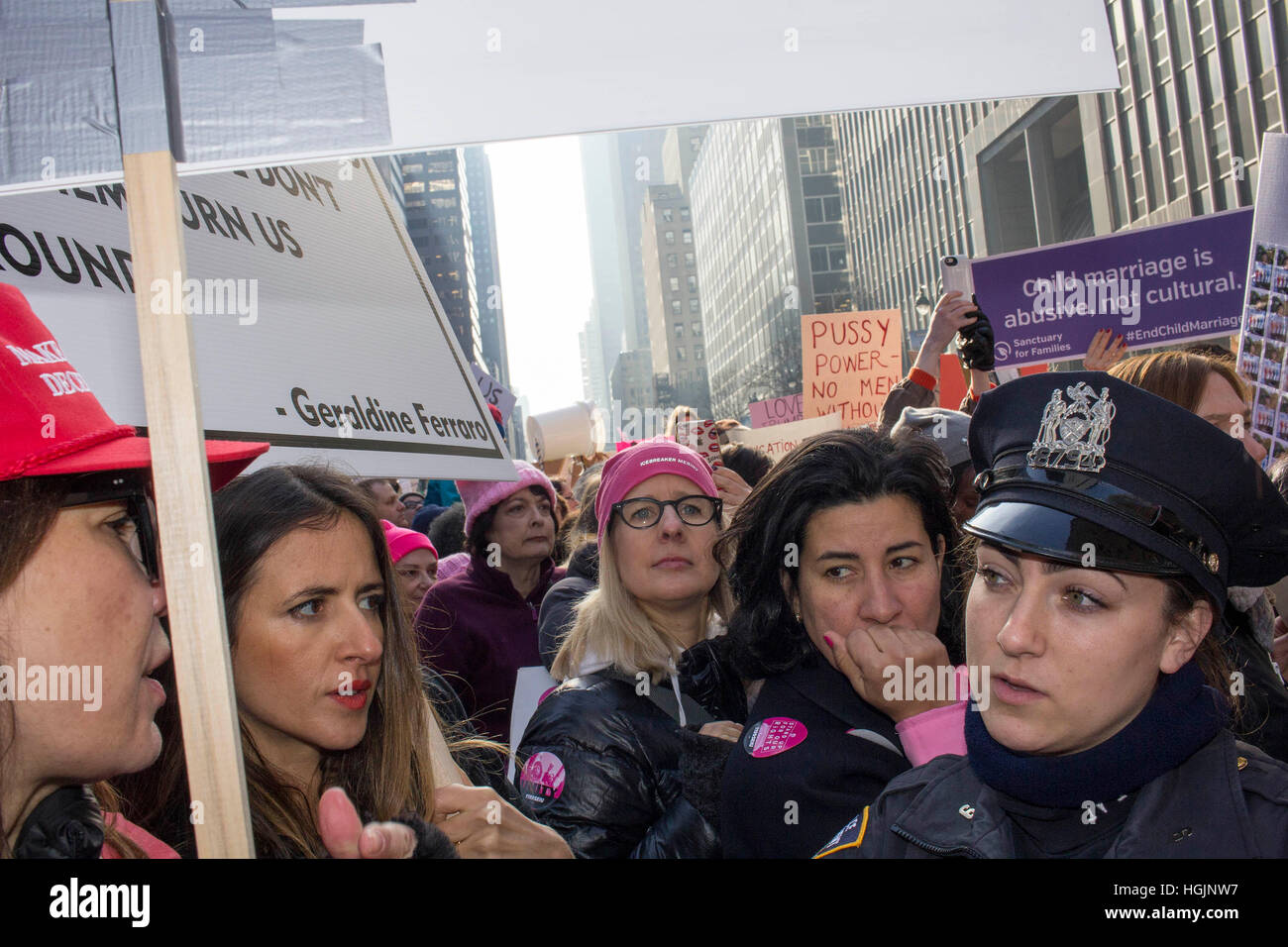 New York, New York, USA. 21st Jan, 2017. Women march protesting ...