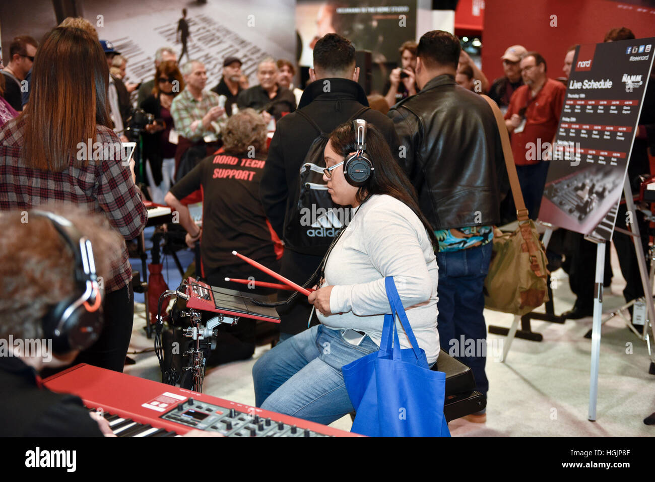 Anaheim, California, USA. 21st January, 2017. Convention goers ...