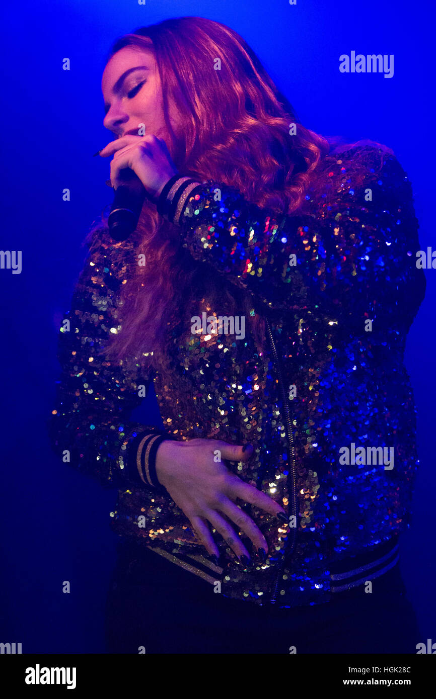 American singer joanna noelle blagden levesque hi-res stock photography ...