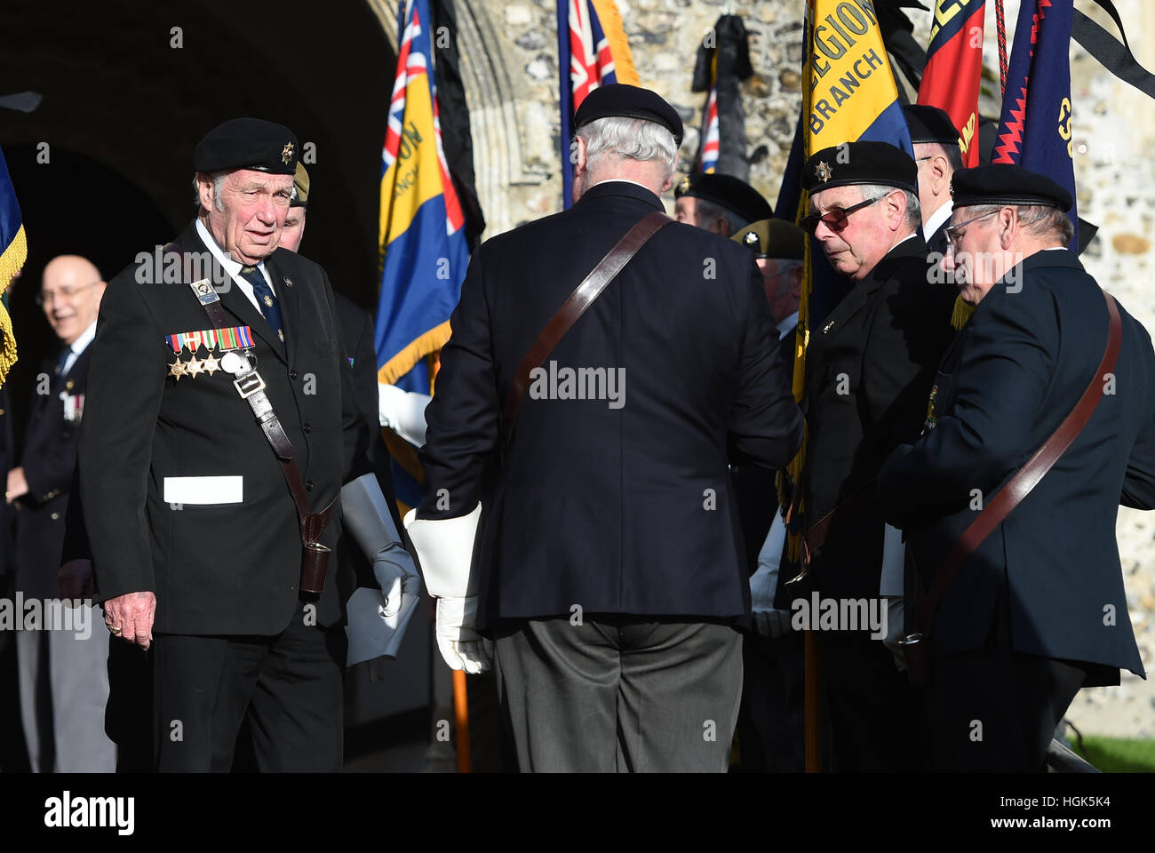 Ex-servicemen gather before the funeral service of Second World War ...