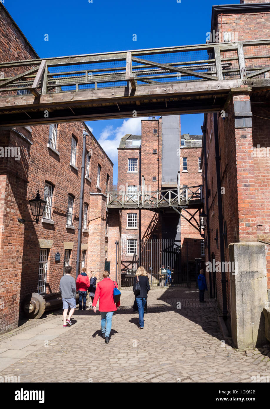 Old cotton mill manchester interior hi-res stock photography and images ...