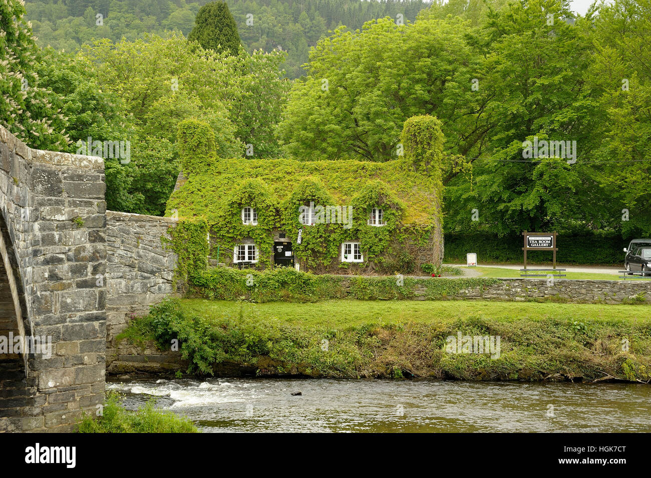 Llanrwst bridge hi-res stock photography and images - Alamy