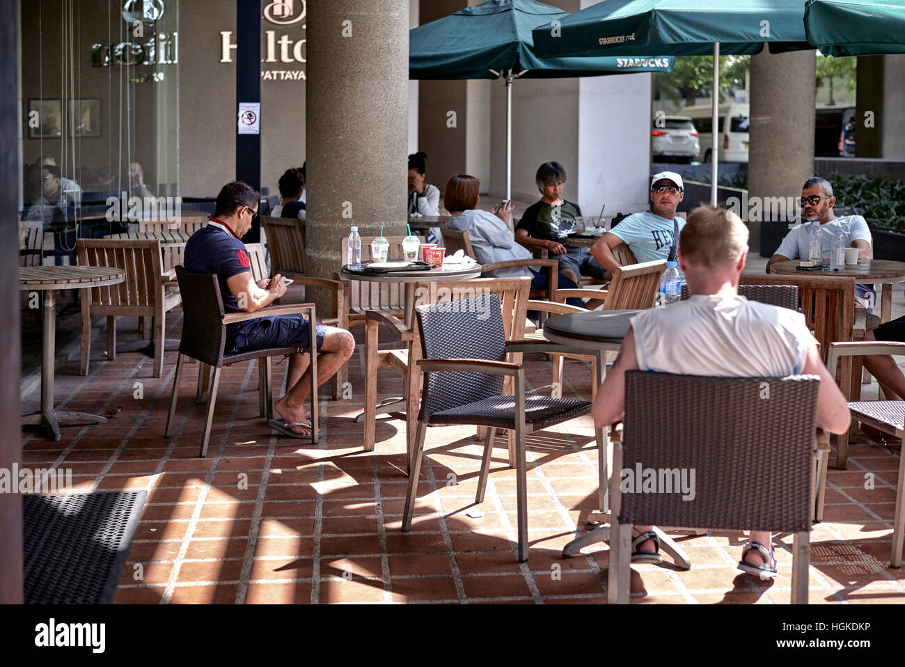 People sitting tables outdoor cafes hi-res stock photography and images ...