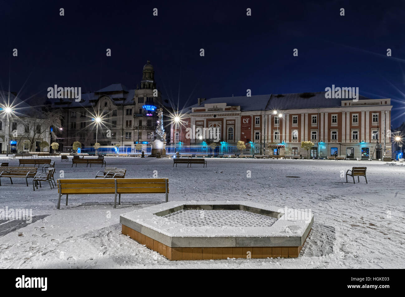 Timisoara by night hi-res stock photography and images - Alamy