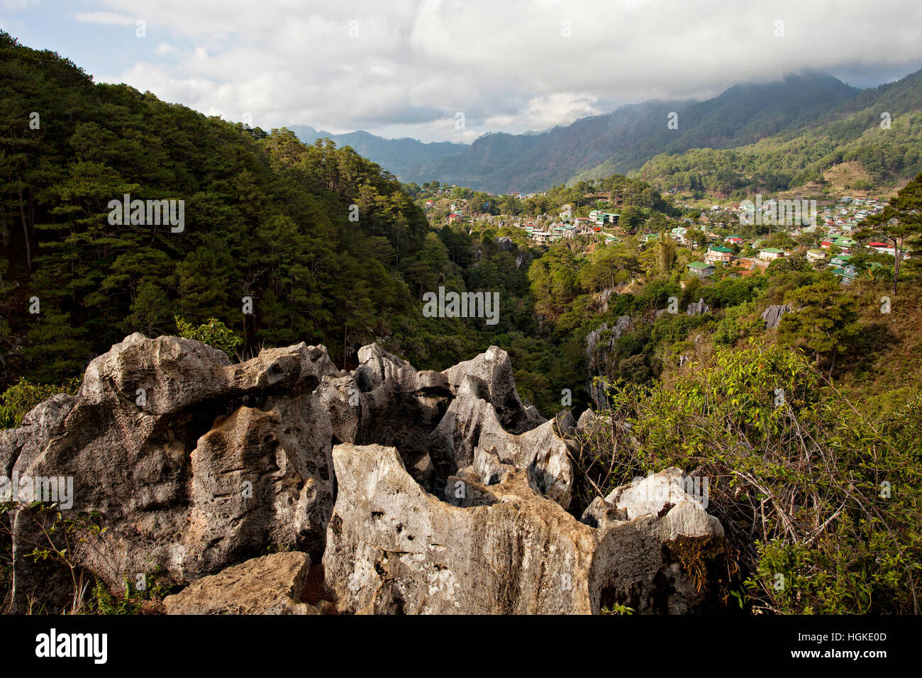 Sharp rocks hi-res stock photography and images - Alamy
