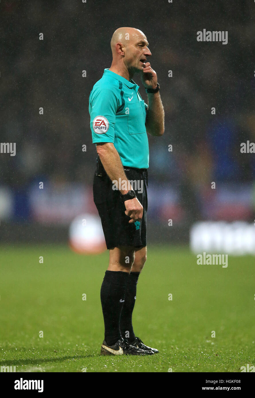 Referee Roger East Stock Photo - Alamy