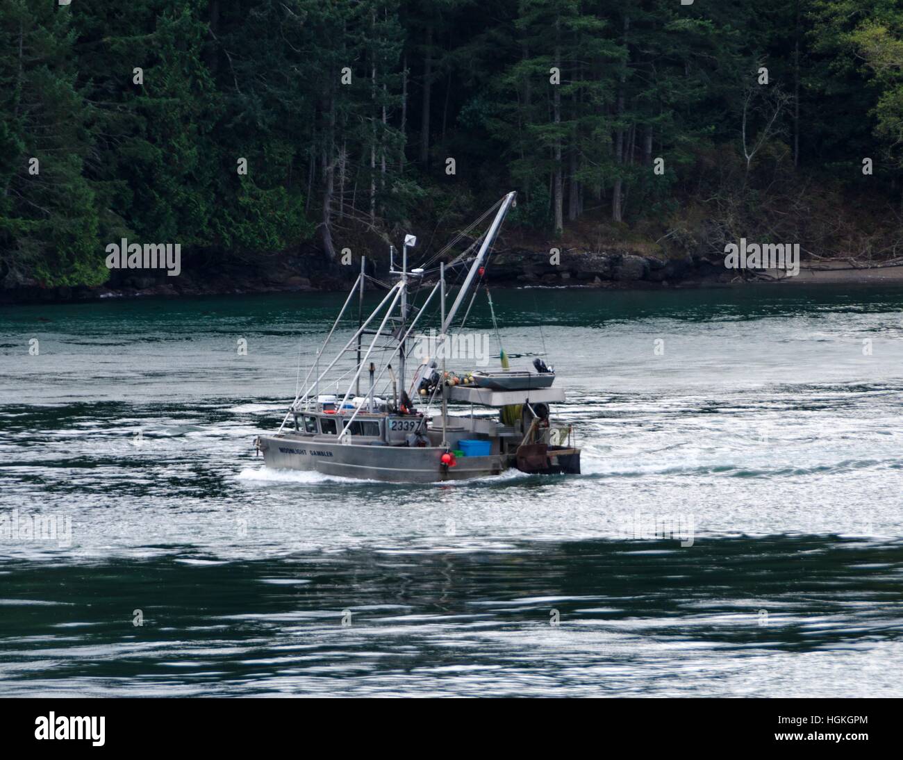 Ferry sea passing islands hi-res stock photography and images - Alamy
