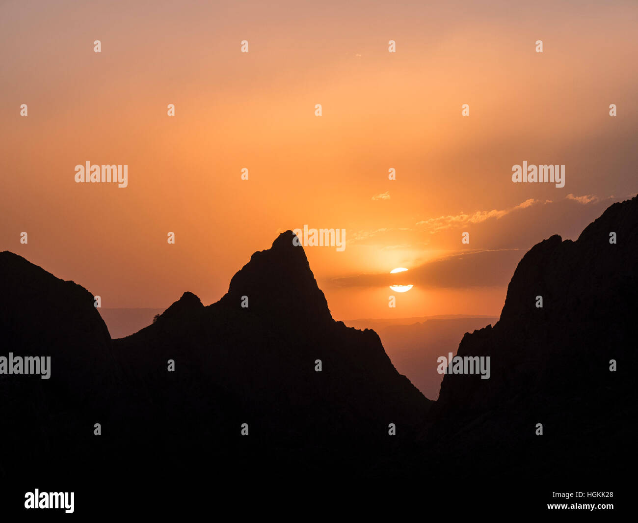 Sunset through the Window, Chisos Basin Road, Big Bend National Park ...
