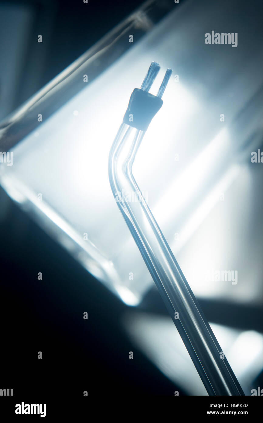 Water spray interdental cleaner head to liquid floss each tooth and ...