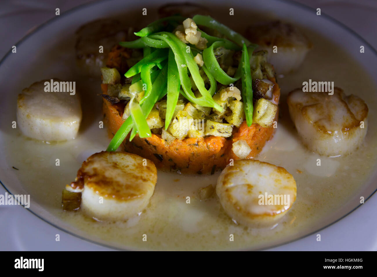 Canadian scallops hi-res stock photography and images - Alamy