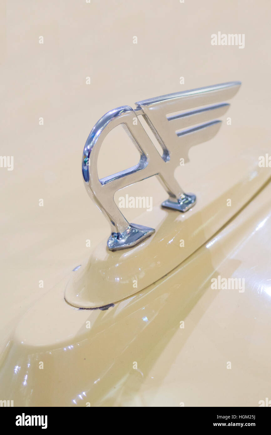 Bonnet Mounted Austin Emblem on a Austin A30 Motor Car, UK Stock Photo ...