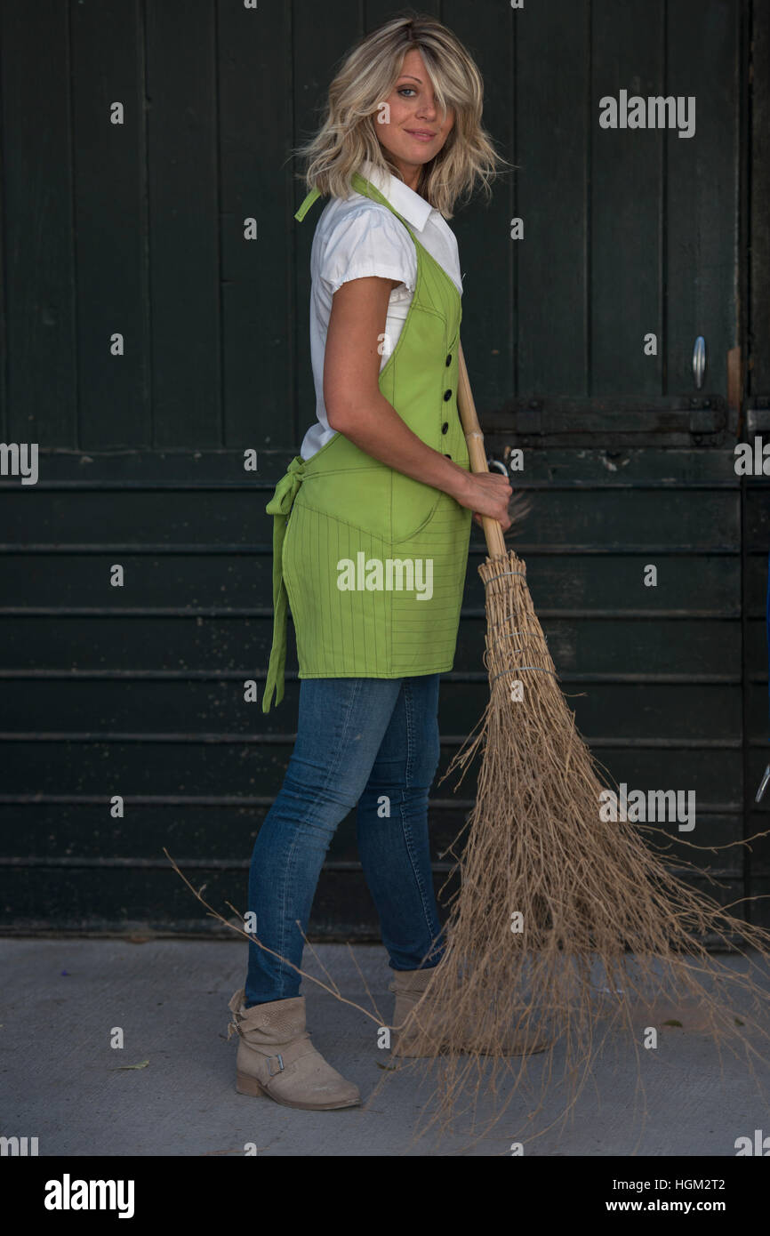 Sweeping hi-res stock photography and images - Alamy