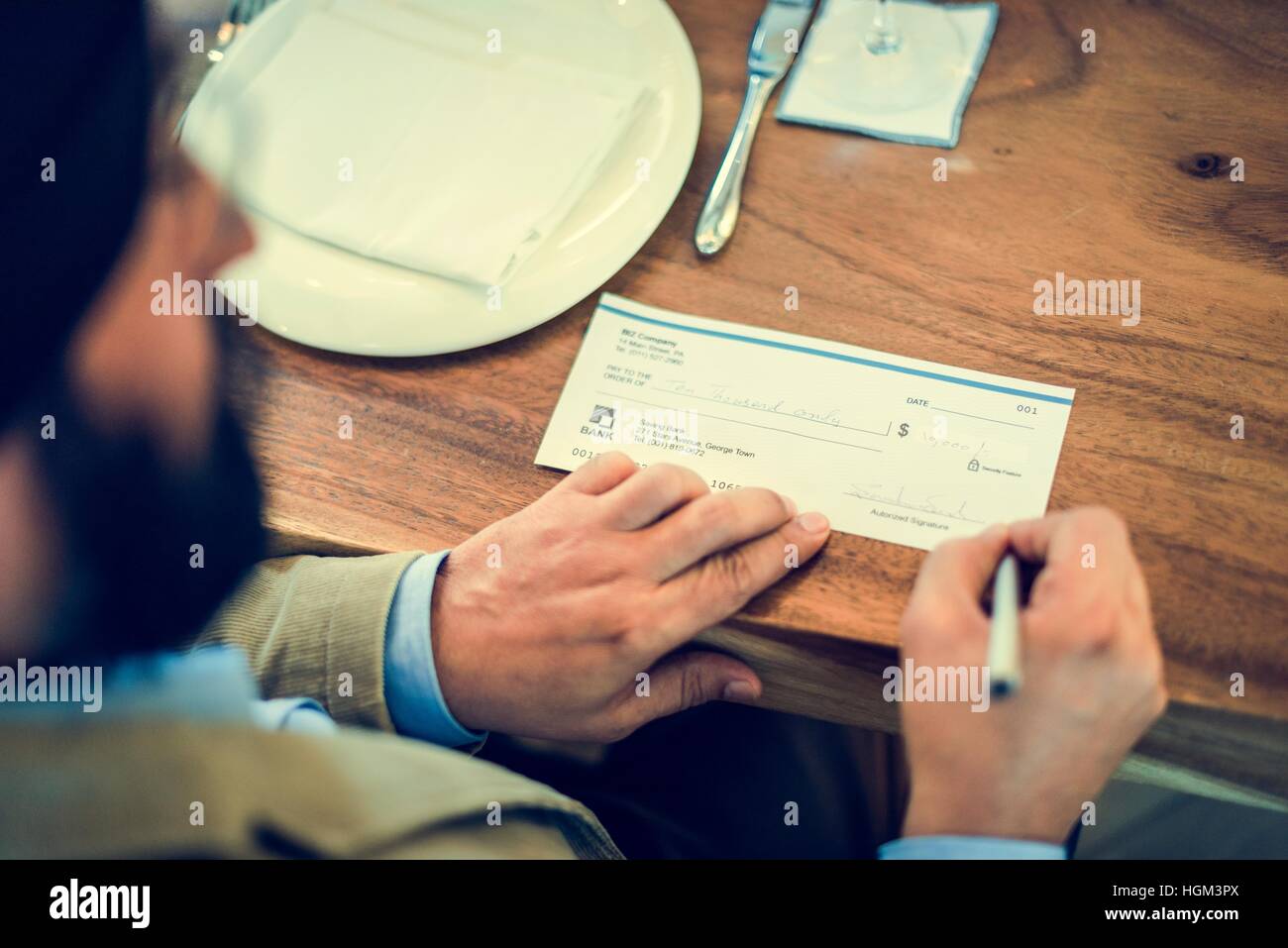 Restaurant cheque hi-res stock photography and images - Alamy