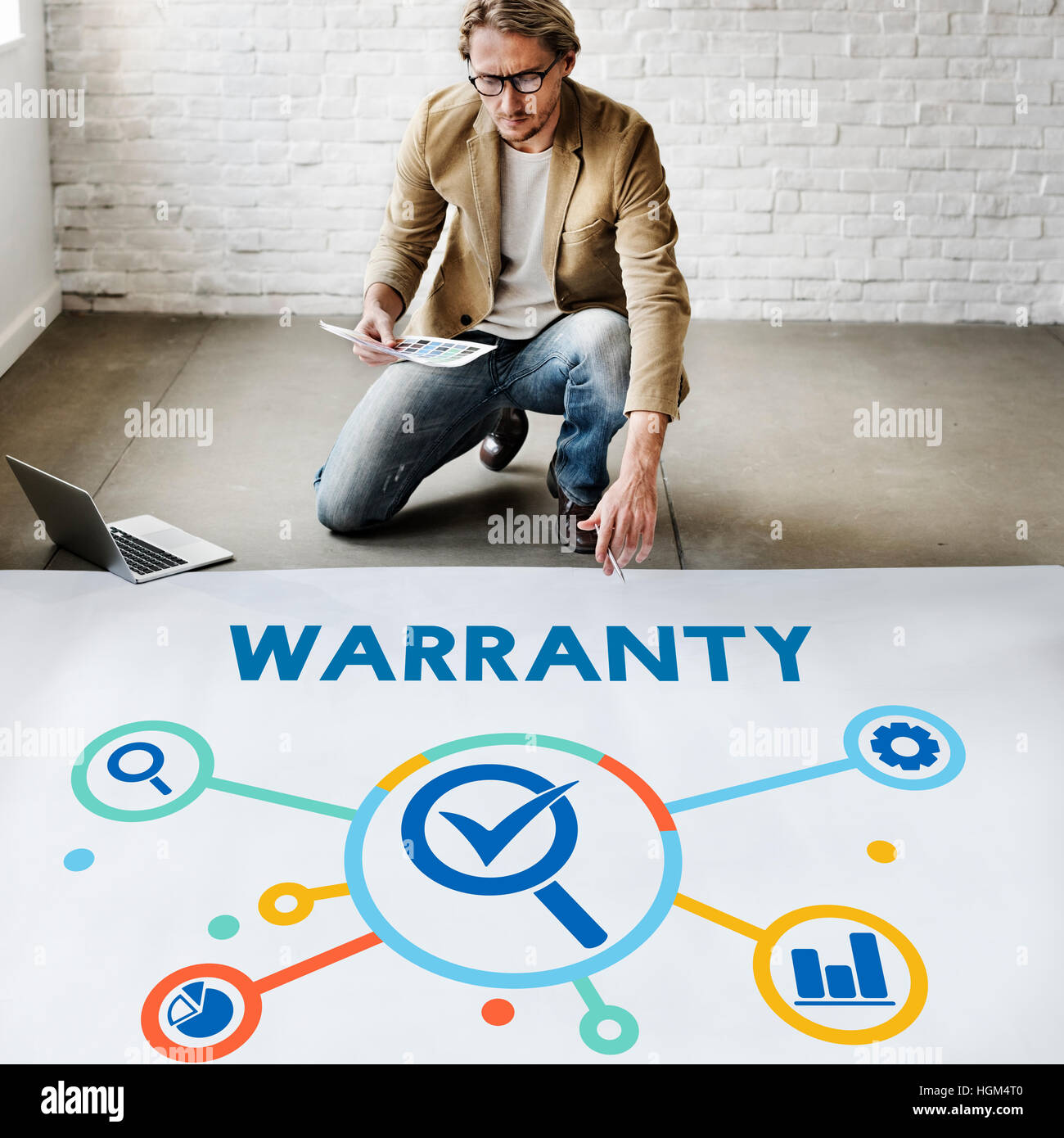 Quality Management Check Icon Concept Stock Photo - Alamy