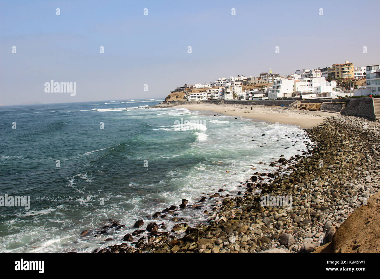 Pacific Ocean coast in Peru Stock Photo - Alamy