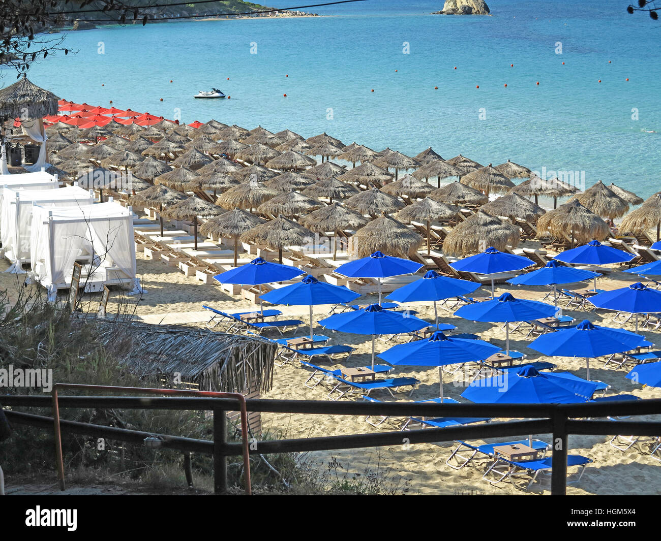 The beaches of Platis Gialos and Makris Gialos, Lassi, Argostoli ...