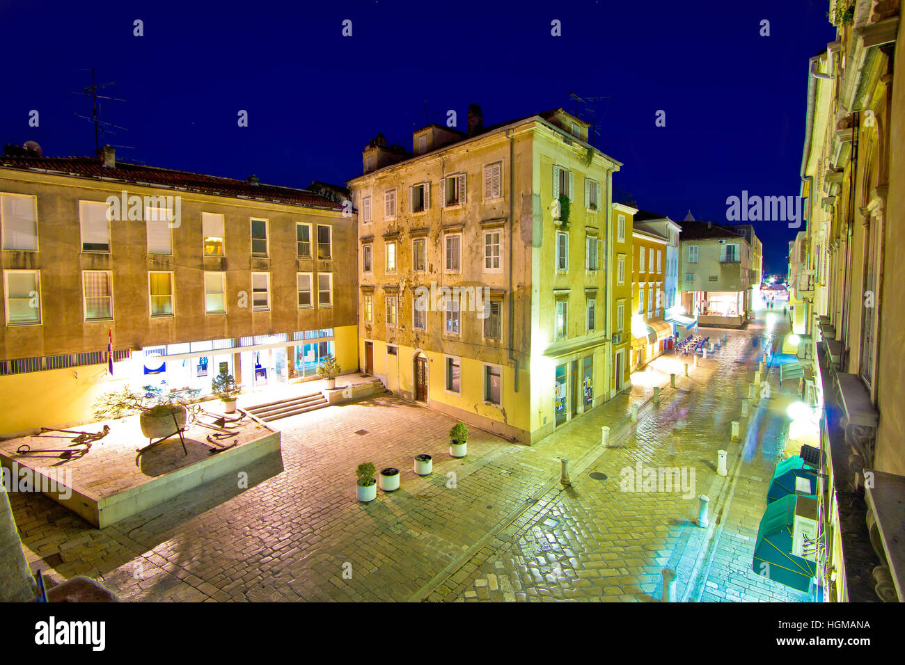 Dalmatian town of Zadar stone square, Croatia Stock Photo - Alamy