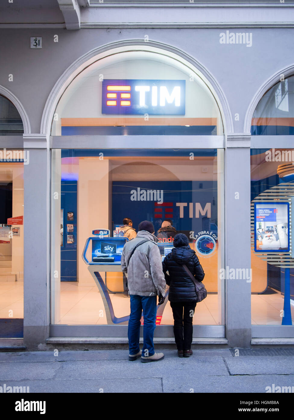 Telecomunications company hi-res stock photography and images - Alamy