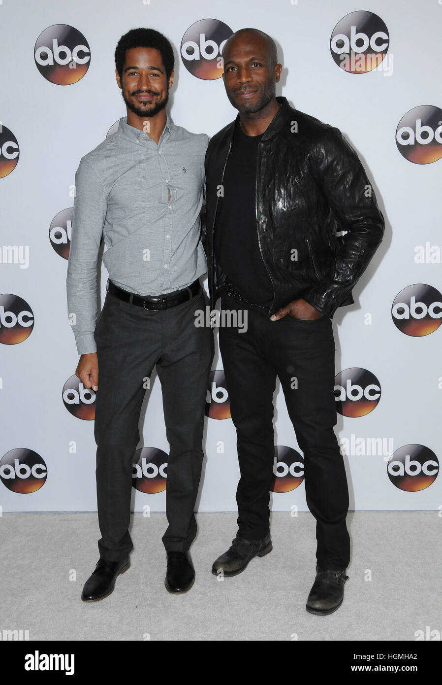 Billy Brown Actor Body