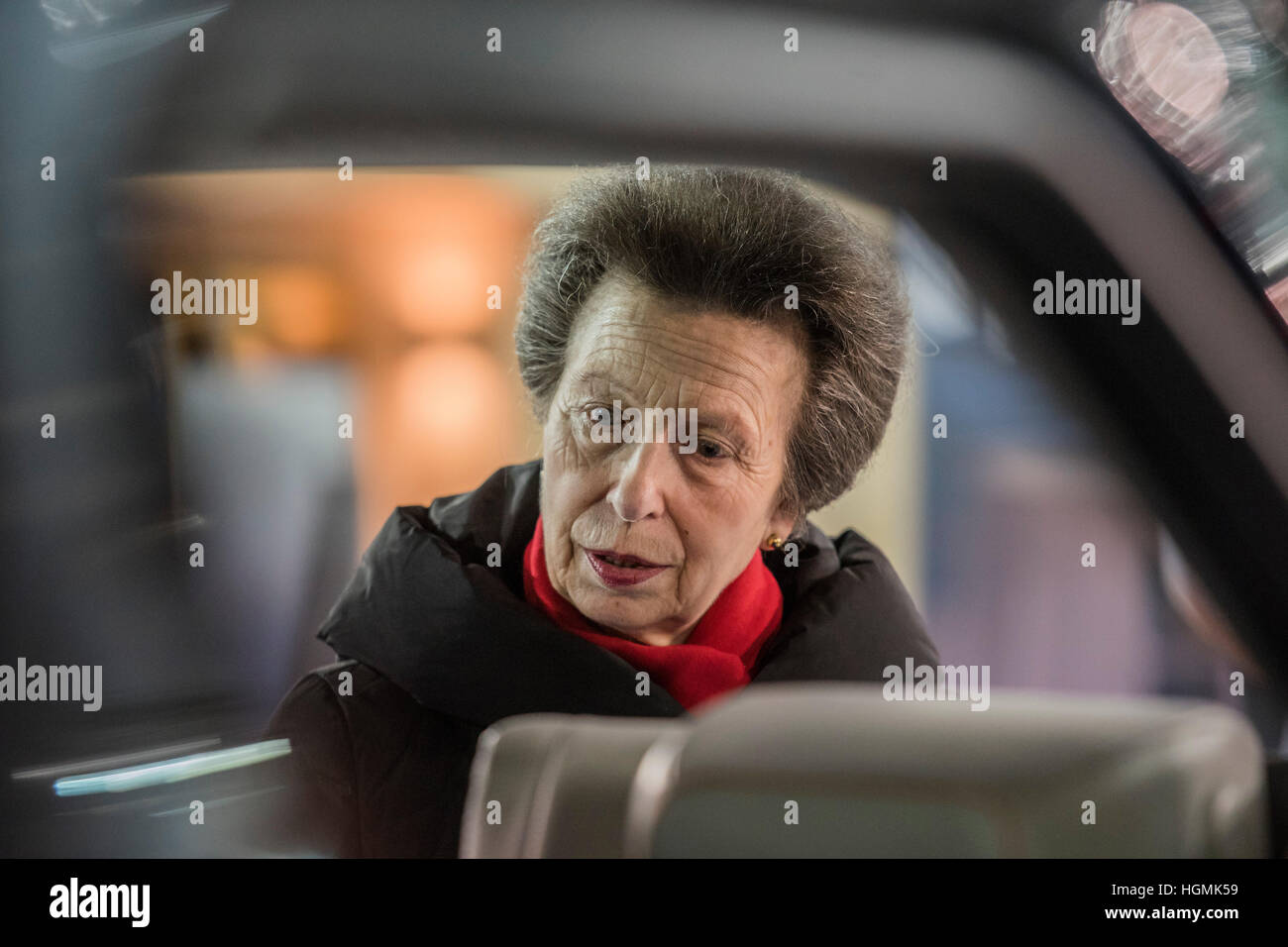 London, UK. 11th January 2017. Examining new models on the Land Rover ...