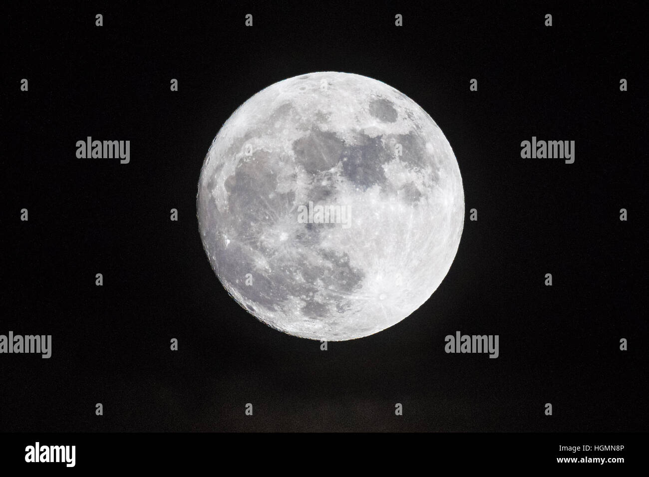 Aberystwyth, Wales, UK. 11th January 2017. Full Moon (or Wolf Moon ...