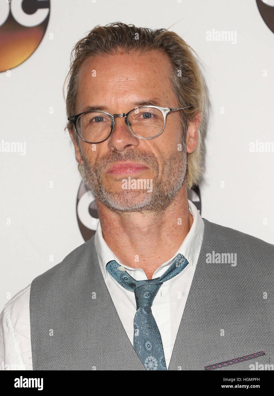 Pasadena, USA. 10th Jan, 2017. Guy Pearce at the Disney ABC Television ...