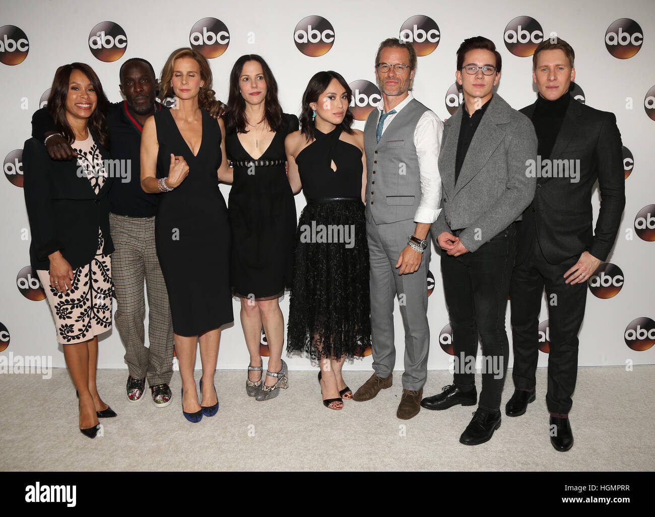 Pasadena, USA. 10th Jan, 2017. Rachel Griffiths, Mary-Louise Parker ...