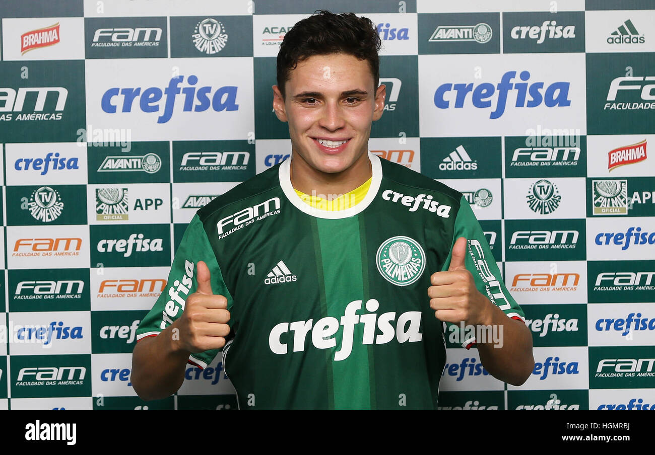 Athlete veiga hi-res stock photography and images - Alamy