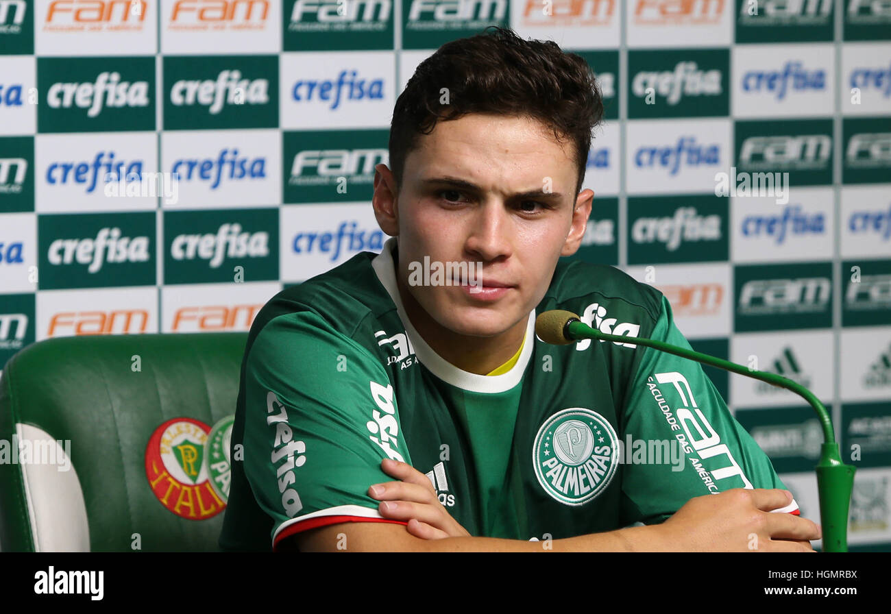 Sao Paulo, Brazil. 11th Jan, 2017. The player Raphael Veiga is ...