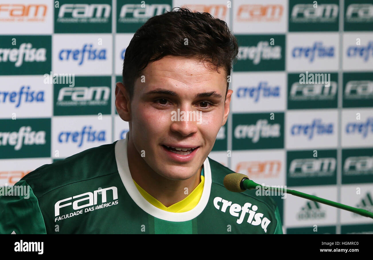 Athlete veiga hi-res stock photography and images - Alamy