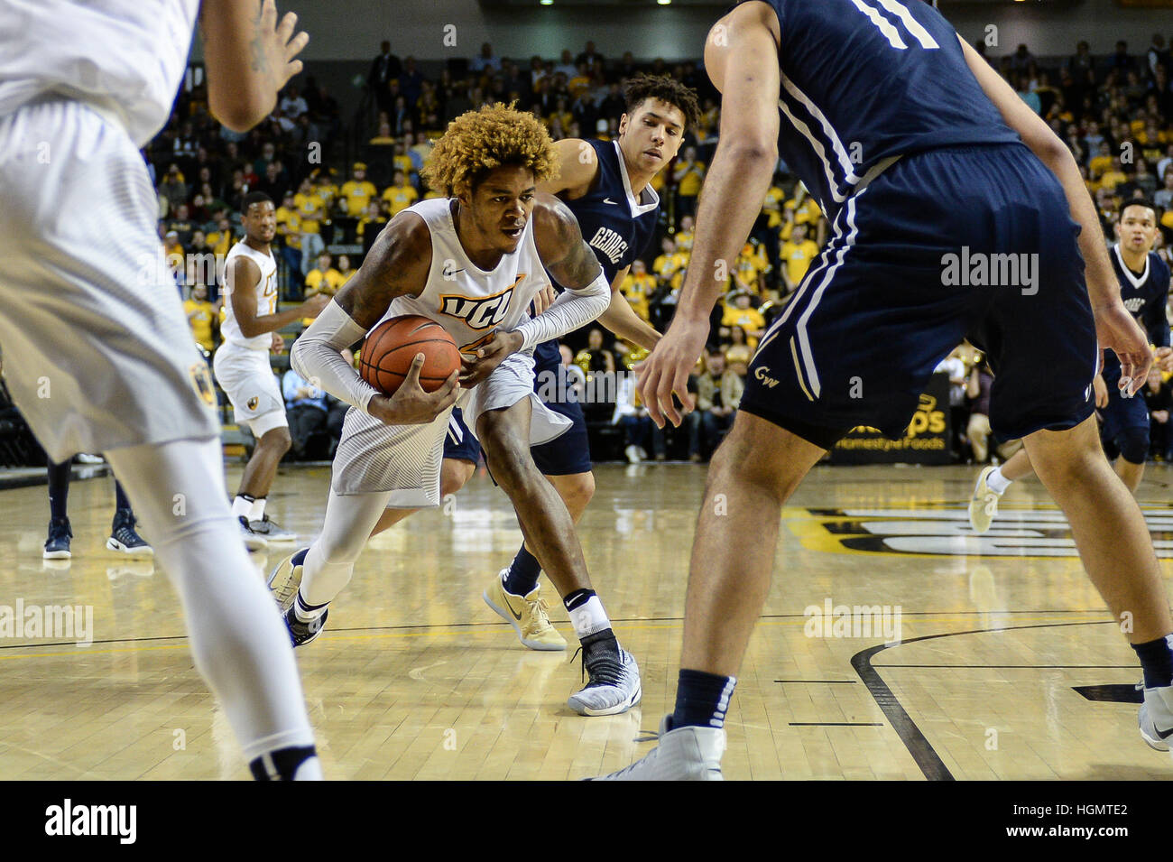 Virginia, USA. 11th Jan, 2017. JUSTIN TILLMAN (4) attempts to maintain ...