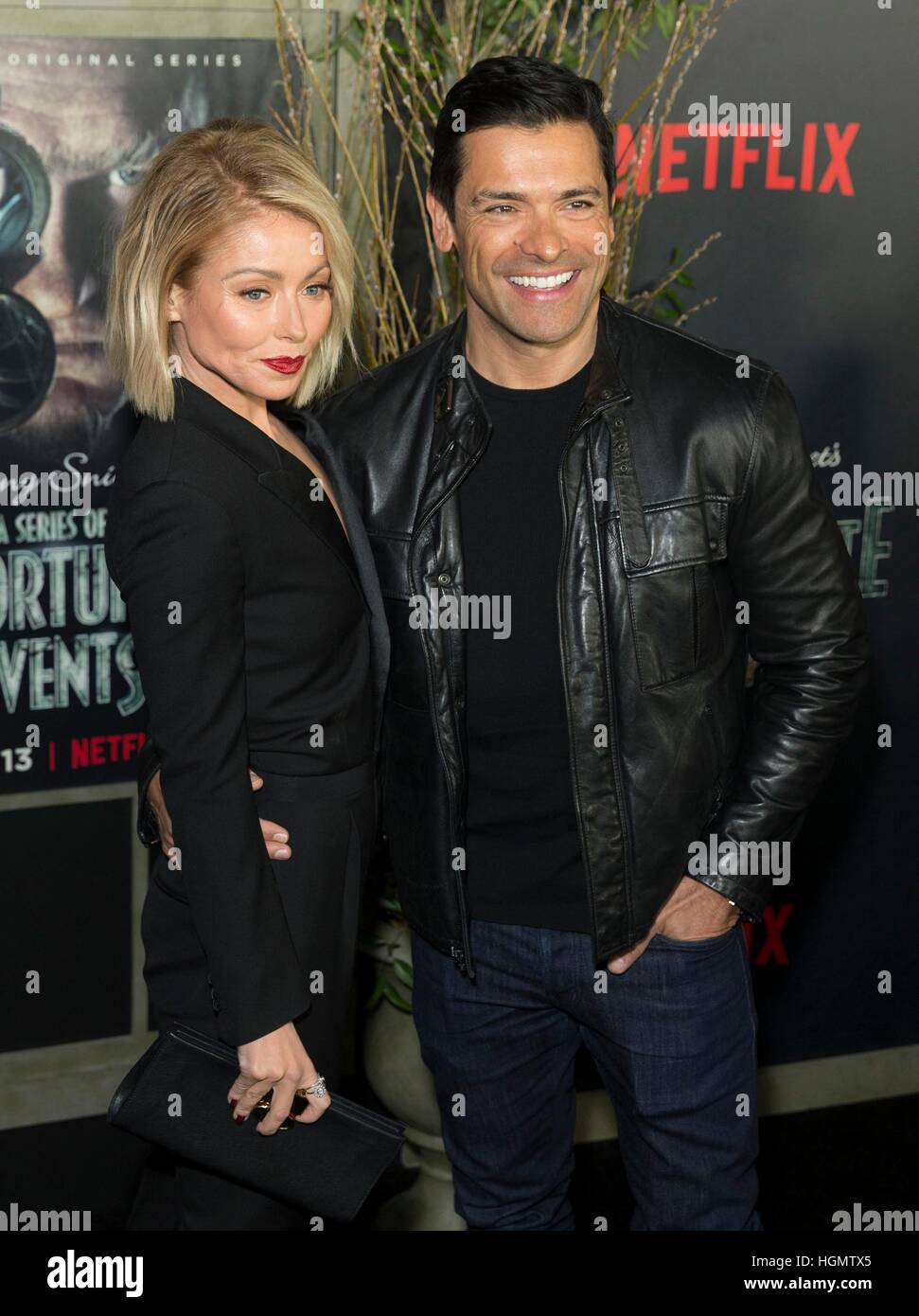 New York, USA. 11th Jan, 2017. Kelly Ripa, Mark Consuelos at arrivals ...