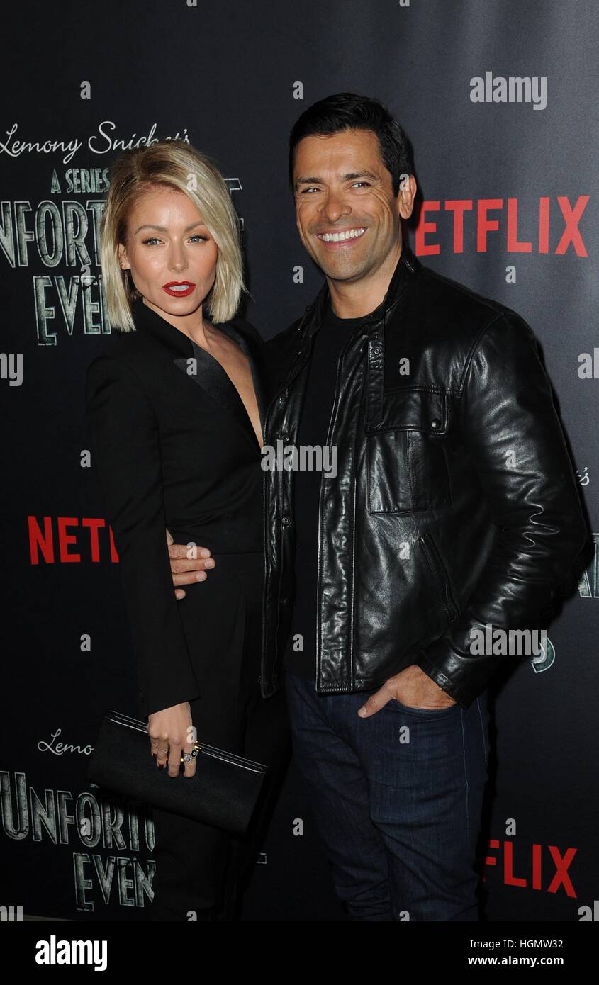 New York, USA. 11th Jan, 2017. Kelly Ripa, Mark Consuelos at arrivals ...